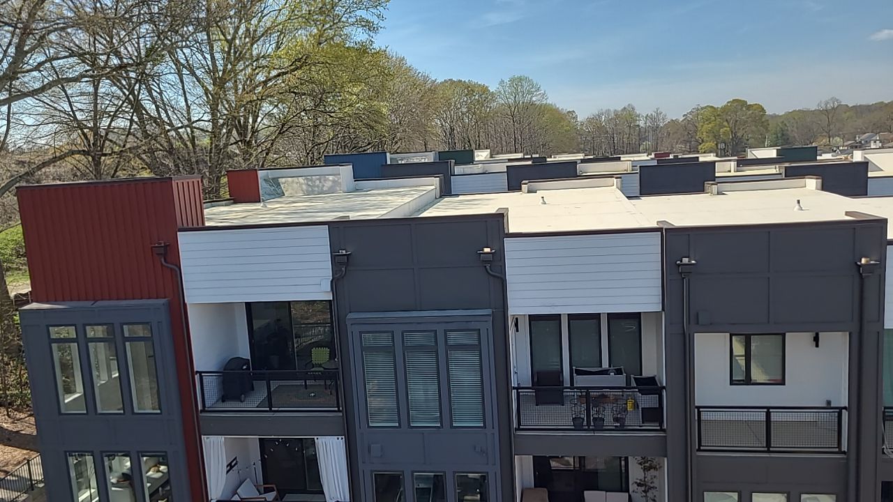 Commercial - Howe Roofs